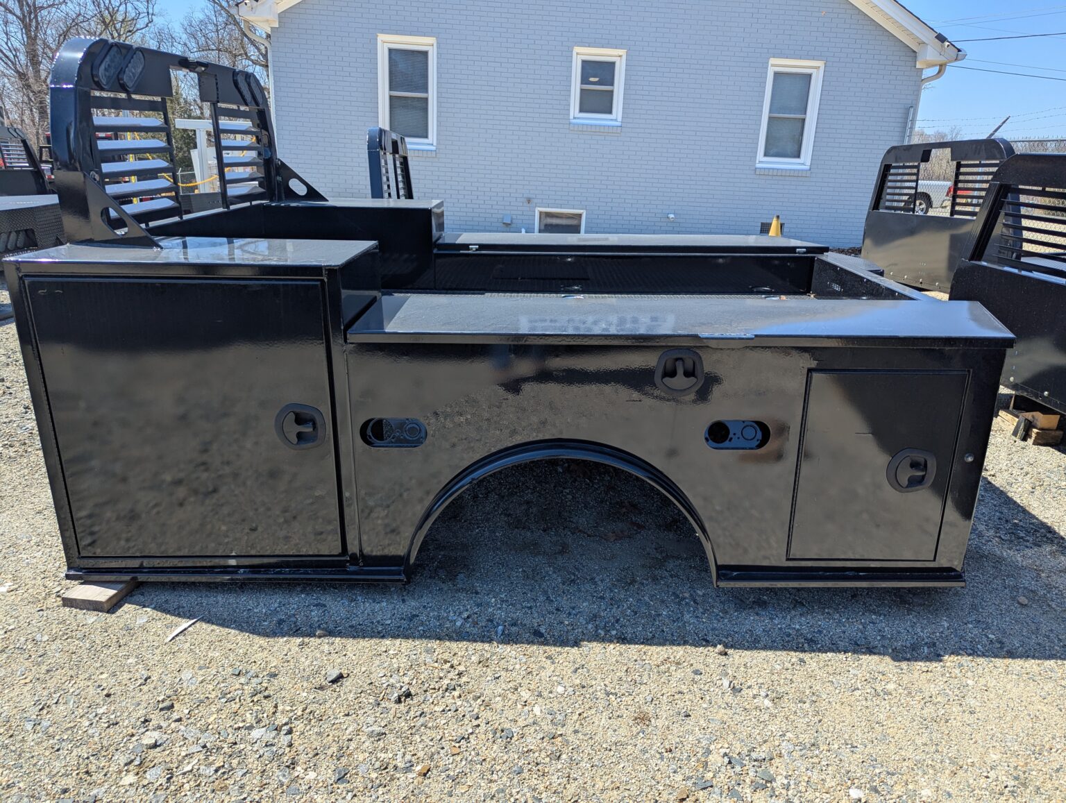 2025 Bedrock Marble 8M, 9'4" x 94", 1999 to current, Cab and Chassis ...